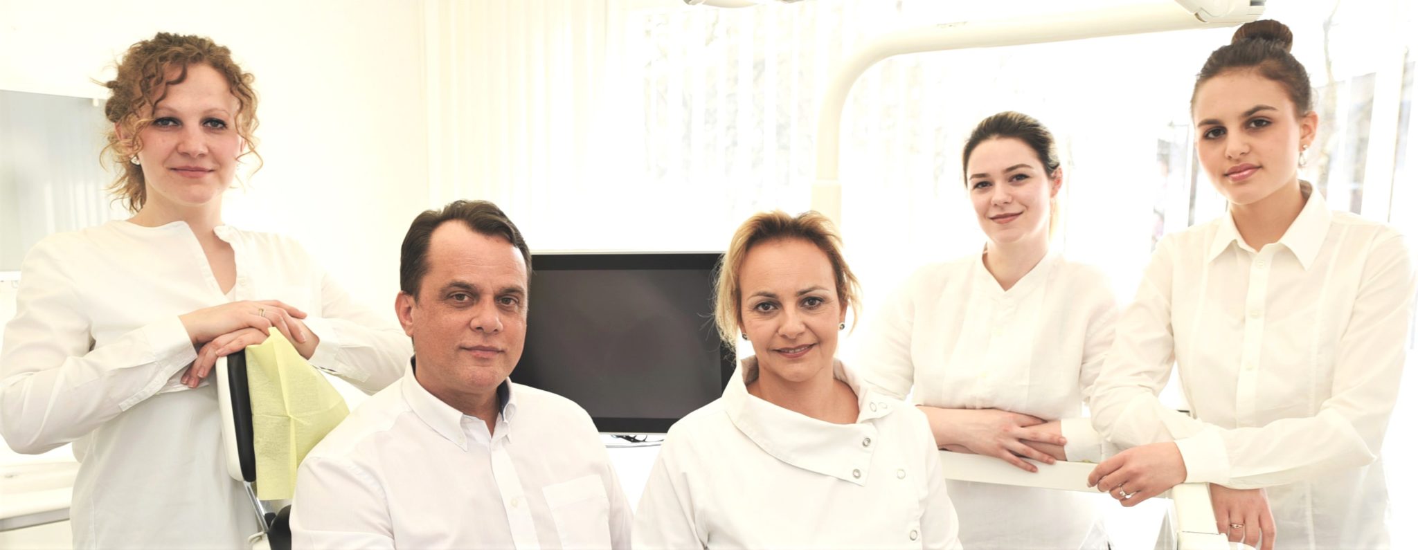 Zahnarztpraxis Aachen - Dr. Larisa Simic und Dr. Zoran Simic - Boxgraben